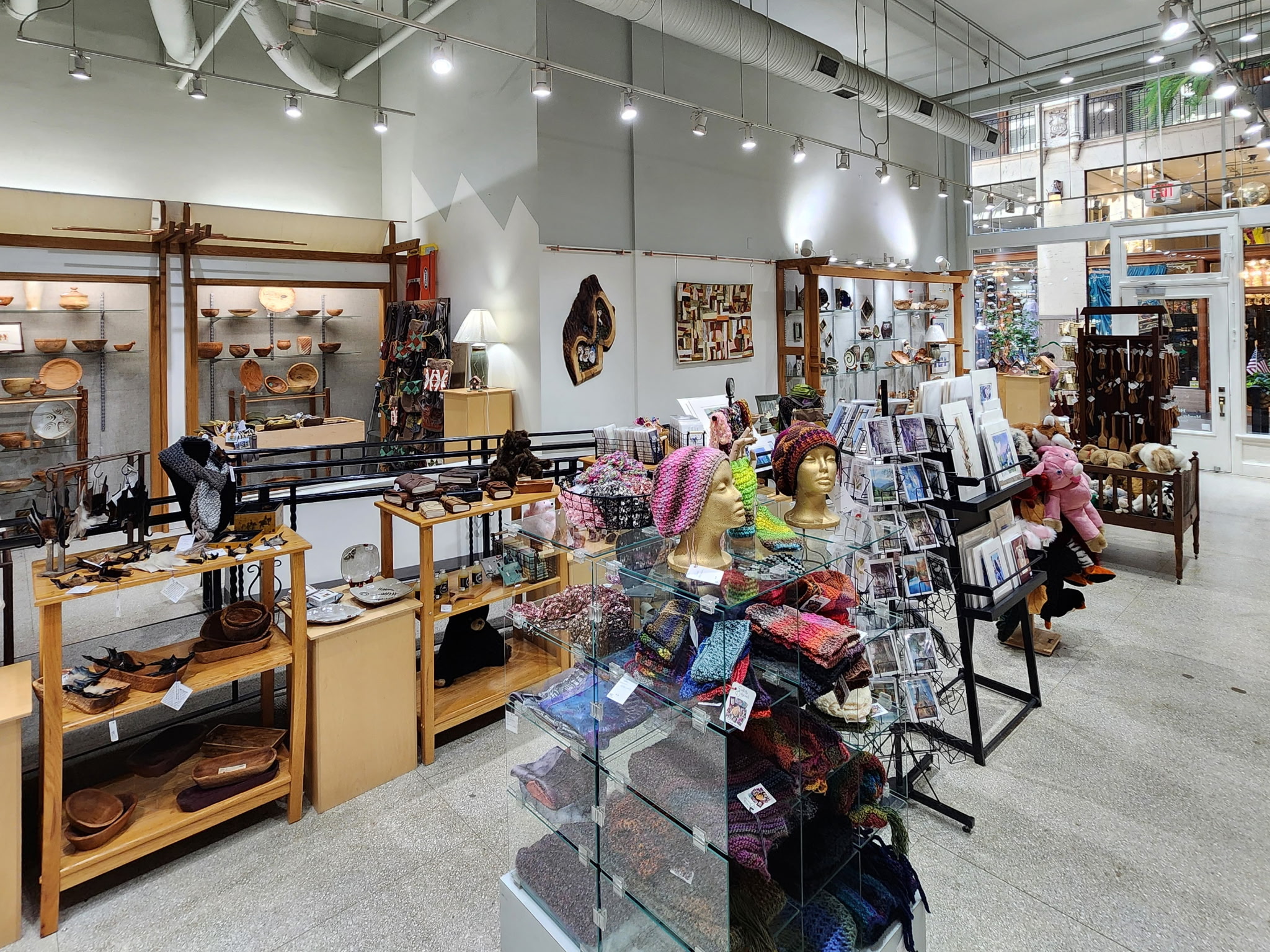 Grove Arcade – Southern Highland Craft Guild